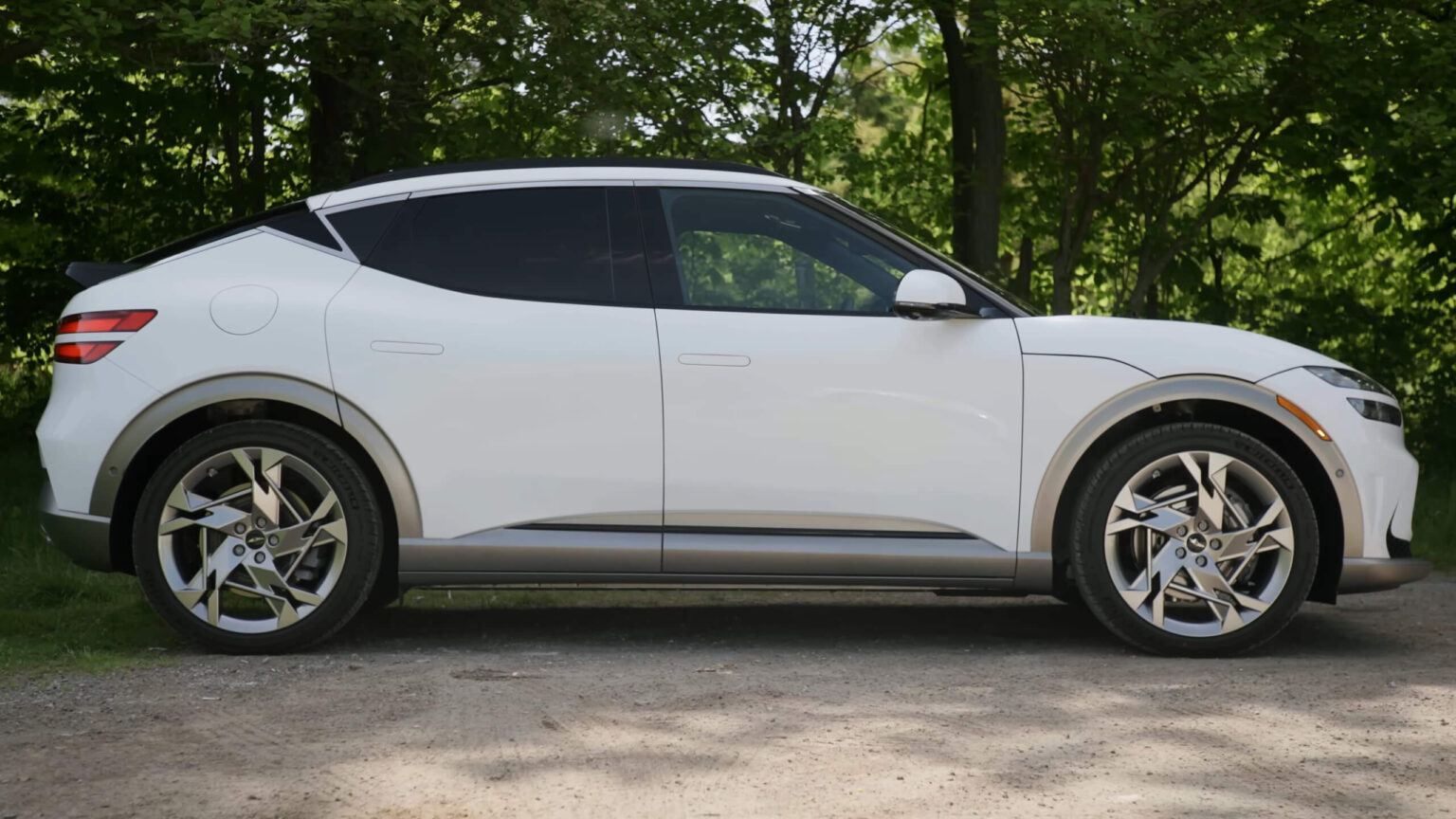 27 Longest Range EVs in 2025 - A Side-by-Side Comparison