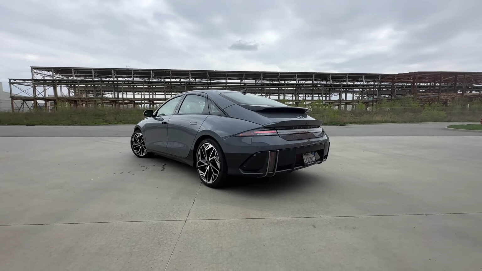 27 Longest Range EVs in 2025 - A Side-by-Side Comparison