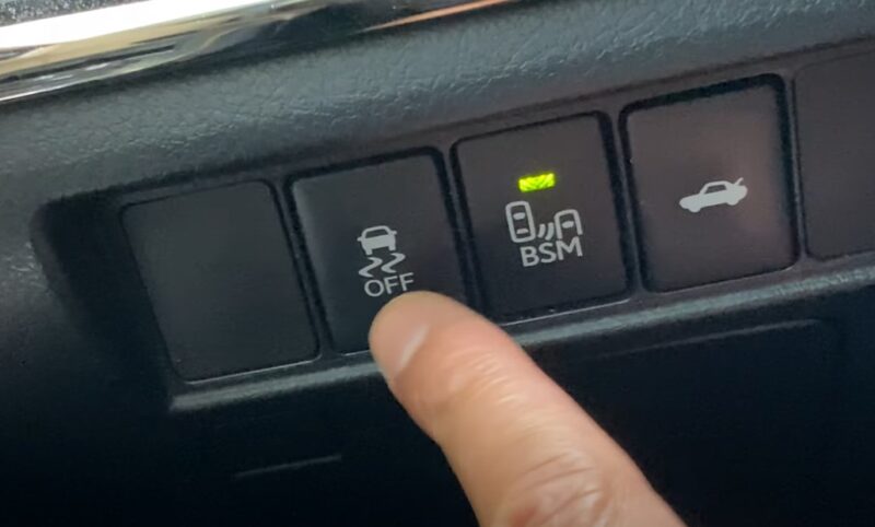 When to Use the VSC OFF Button in Your Toyota Vehicle – Complete Guide