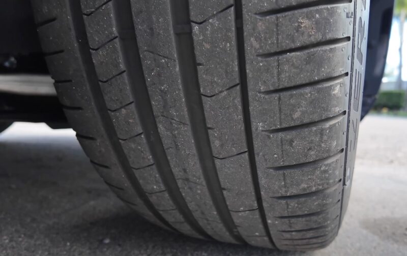 Difference Between 275 and 295 Tires – The Only Comparison You’ll Need