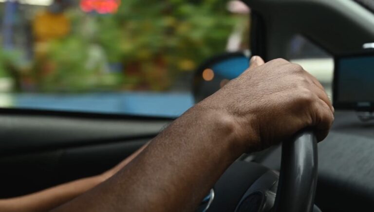 How Much Does the Average Person Spend on Gas a Month and Year - 2025 Stats