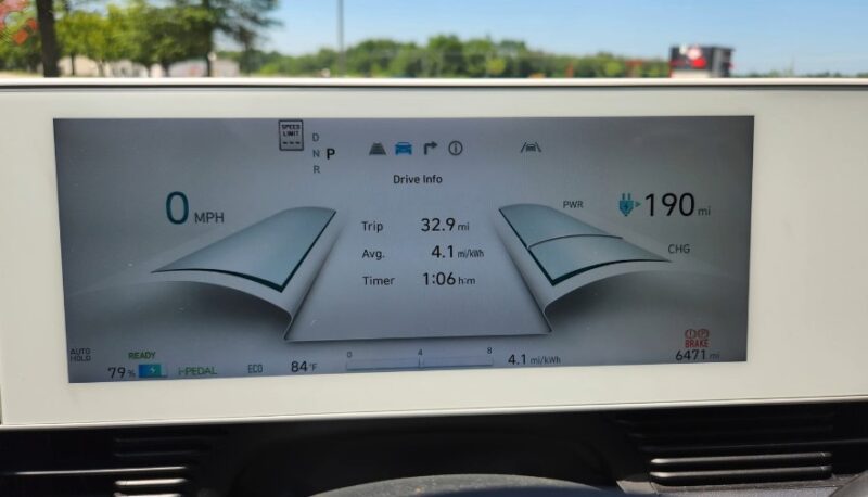 Tesla Model Y vs. Hyundai Ioniq 5 – Real-World Range, Tech & Comfort ...